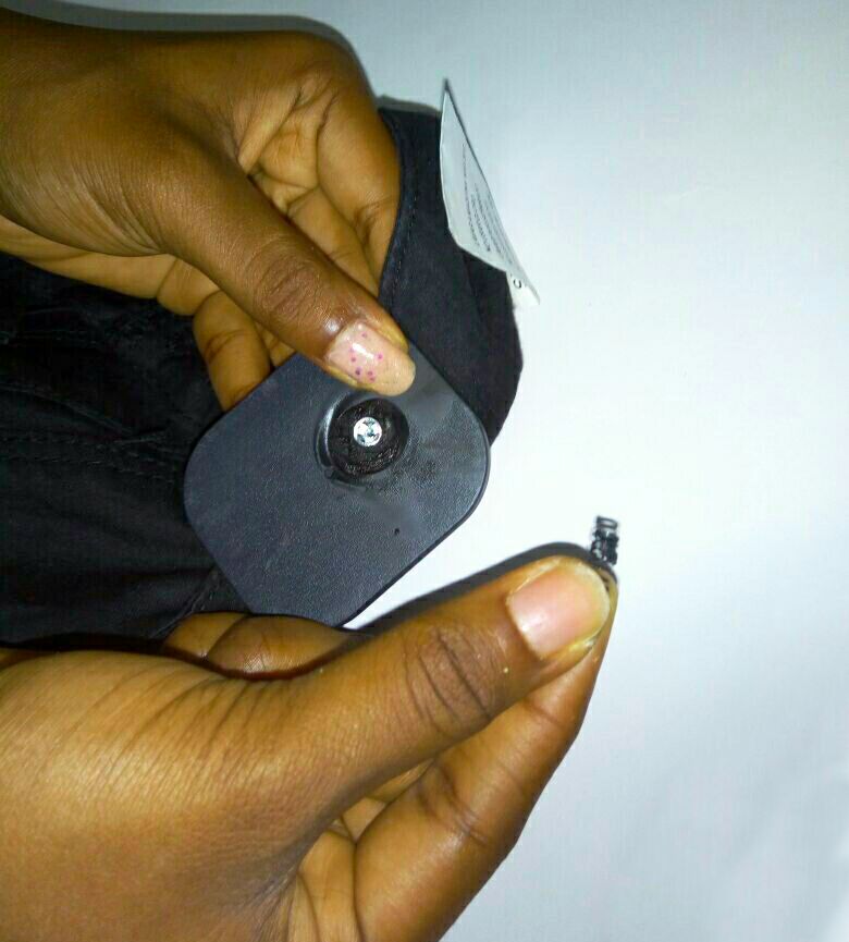 How to remove a security tag - Perks Inc.