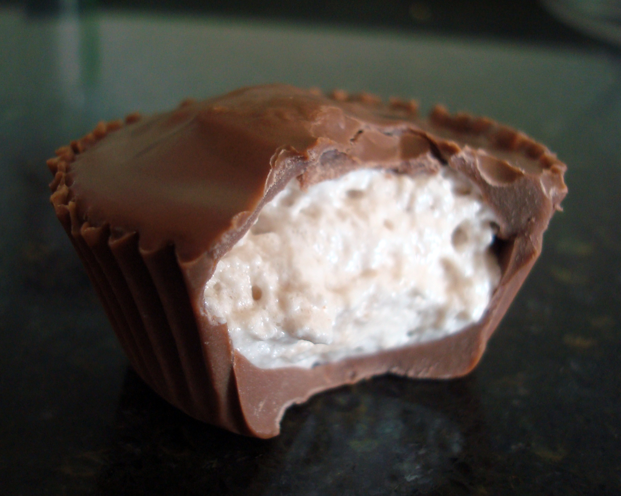 Wilde in the Kitchen: Banana Mallow Cups