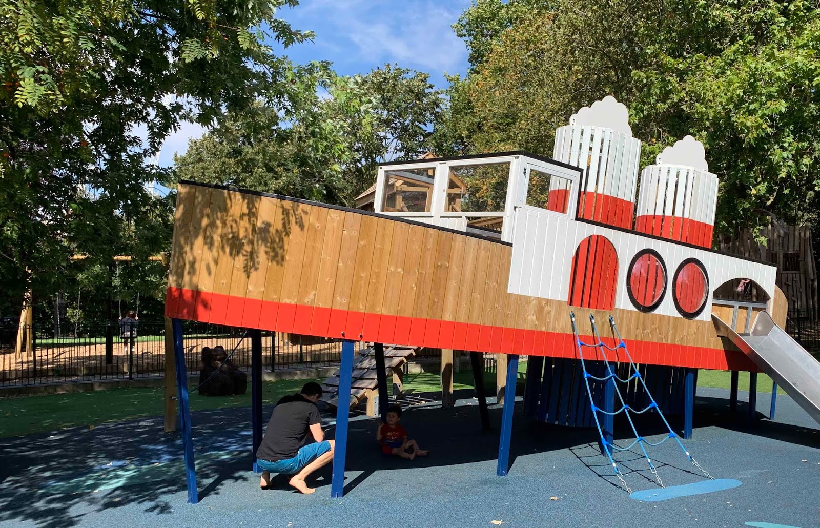 Shepherd's Bush Blog: New Playground at Paddington Rec