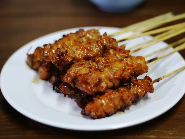 Sate Kanak, Varian Baru Sate Merah di Sate Ratu Jogja - RANSEL MUNGIL