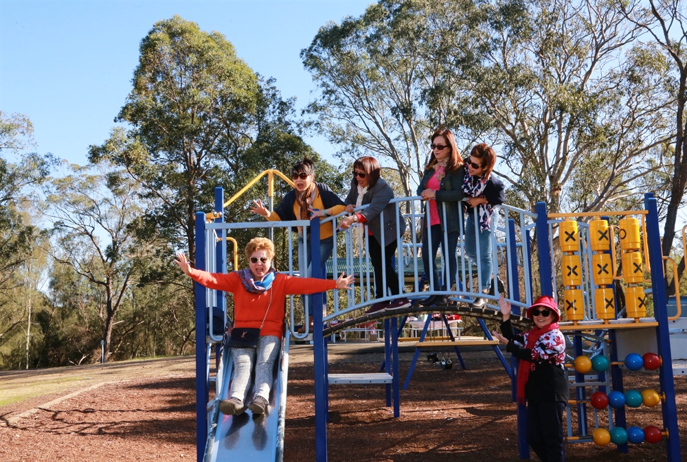 GỢI NHỚ: PHẦN 1 - LẦN THỨ 2, BBQ Ở FLINDERS SLOPES , GEORGES HALL ...