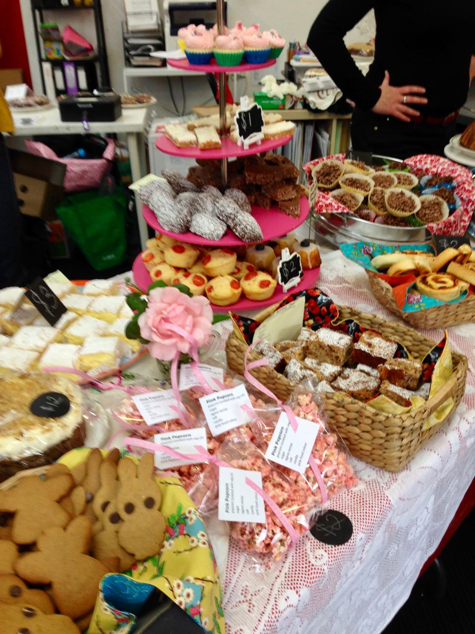 Green Gourmet Giraffe: Two jams for late spring fete - Apricot and ...