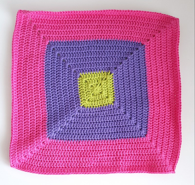 A Playful Stitch: Crochet Colour Blocks