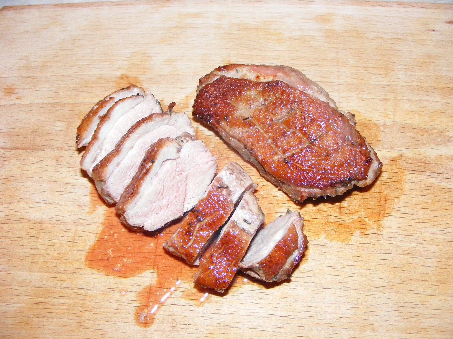 Piept de rata cu prune | Preparatedevis.ro