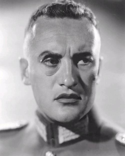 DECAYING HOLLYWOOD MANSIONS: George Sanders, Peter Lorre & Dolores del ...