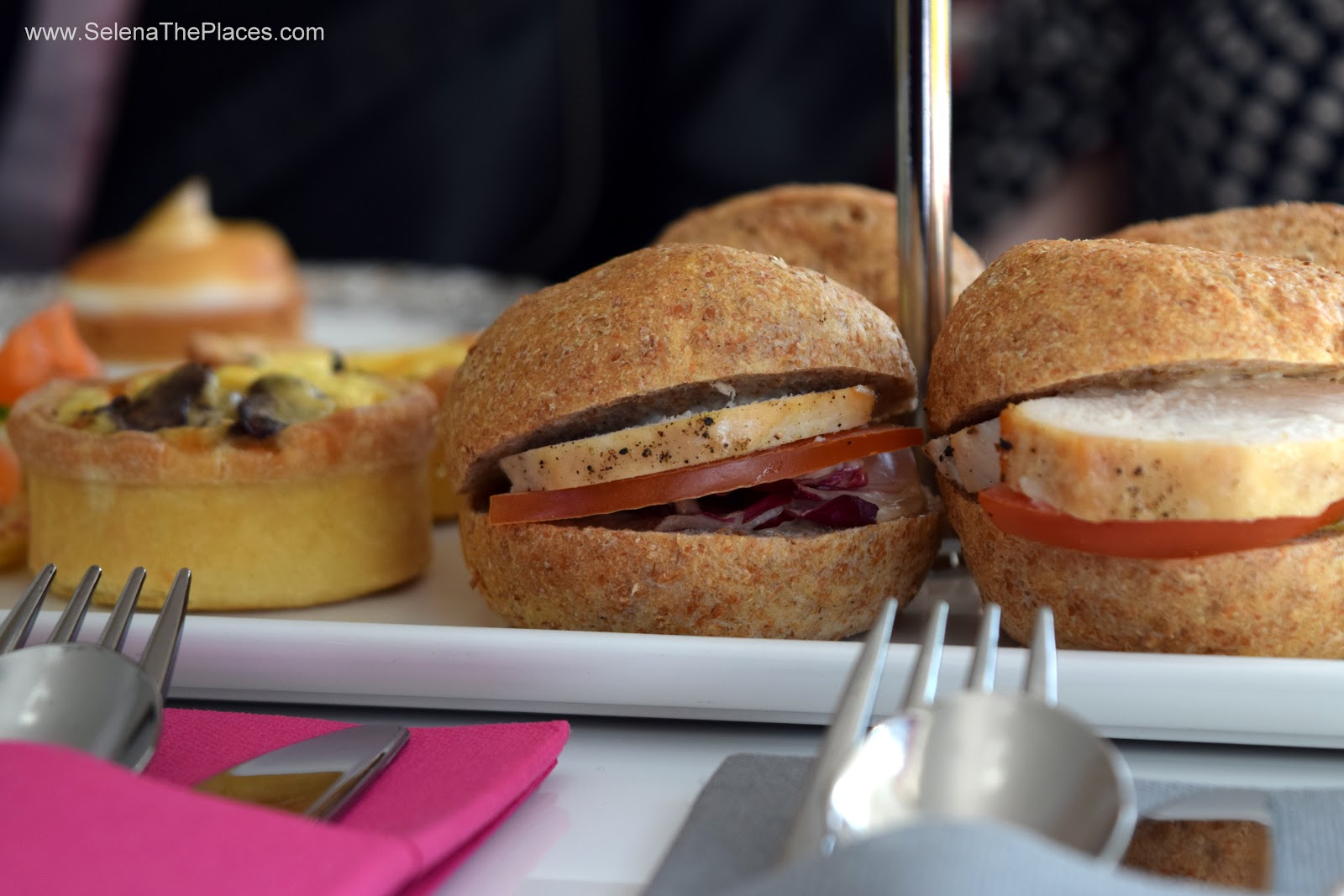 Oh, the places we will go!: Afternoon Tea & Sightseeing with Thistle London