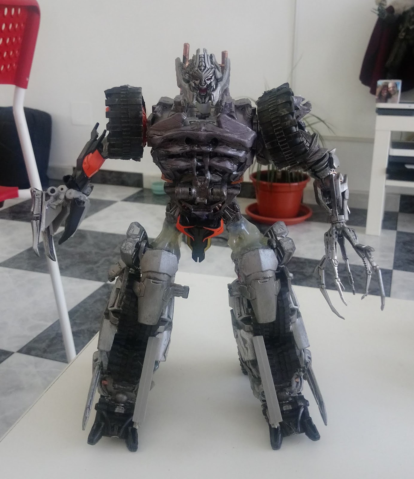 Transformers Yetmodark: CUSTOM MEGATRON DOTM LIDER