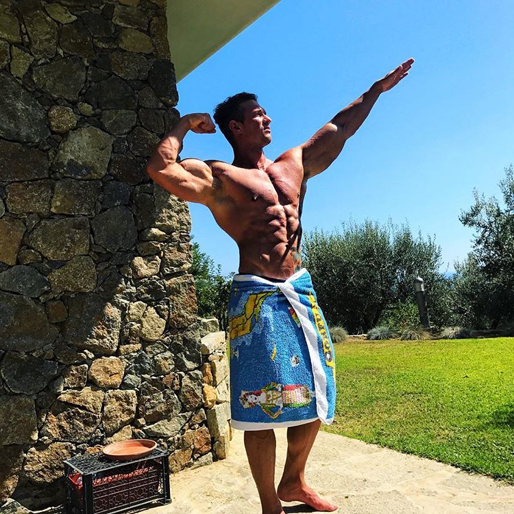 Muscle, Muscle, Muscle: Charlie London 3