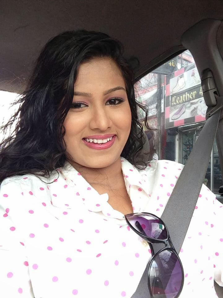 33000lk photo s: Sl actress Shanika Bandara (Shani) photo collection