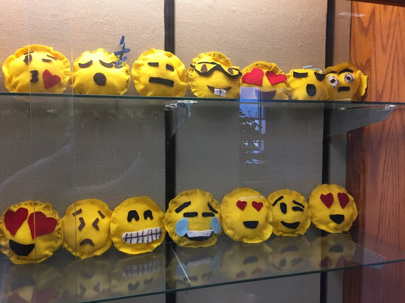 The Art Room At St.Elizabeth Parish School: 5th Grade: Emoji Soft ...