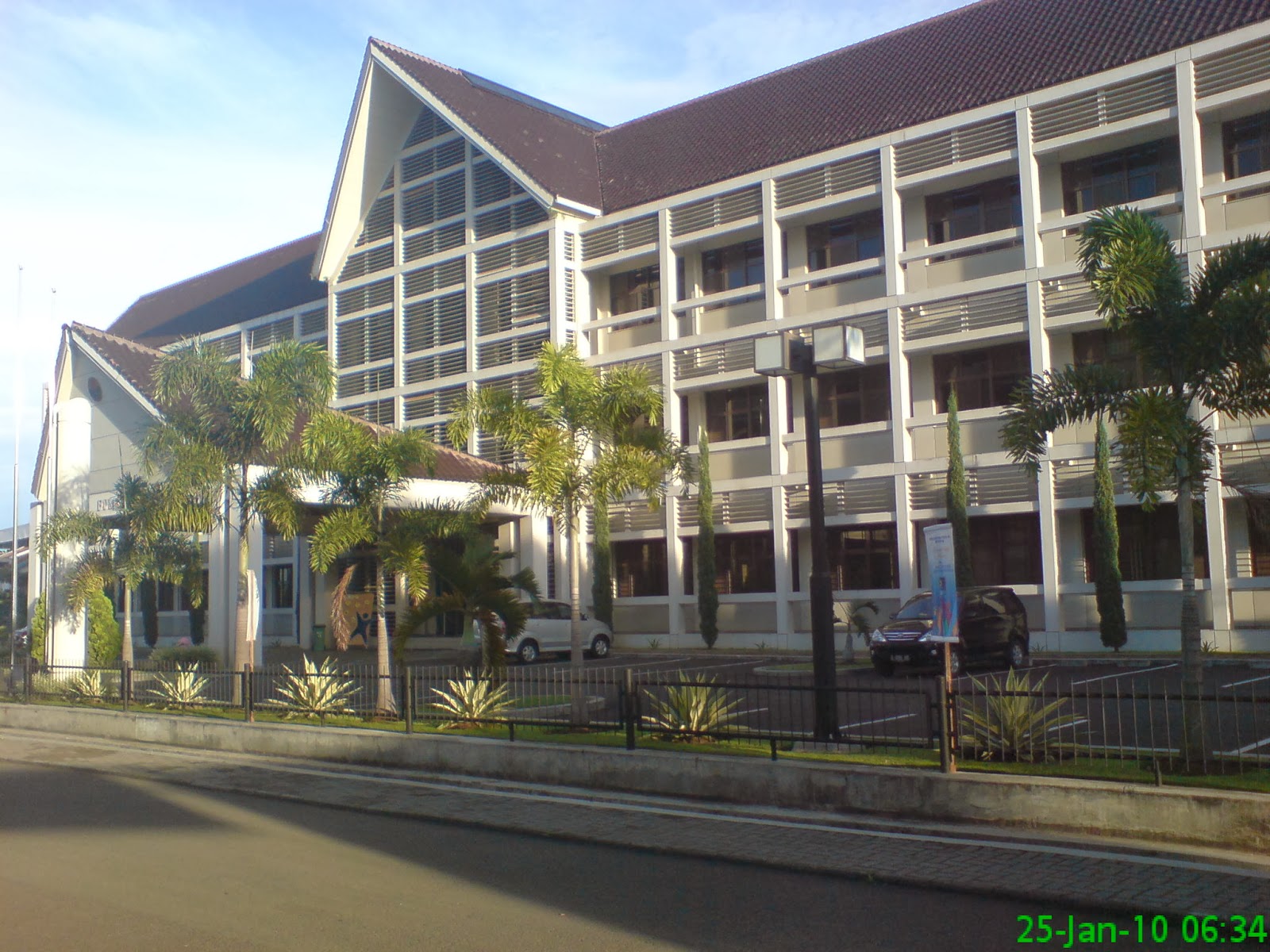 UPI (UNIVERSITAS PENDIDIKAN INDONESIA) LEMBANG BANDUNG DALAM ...