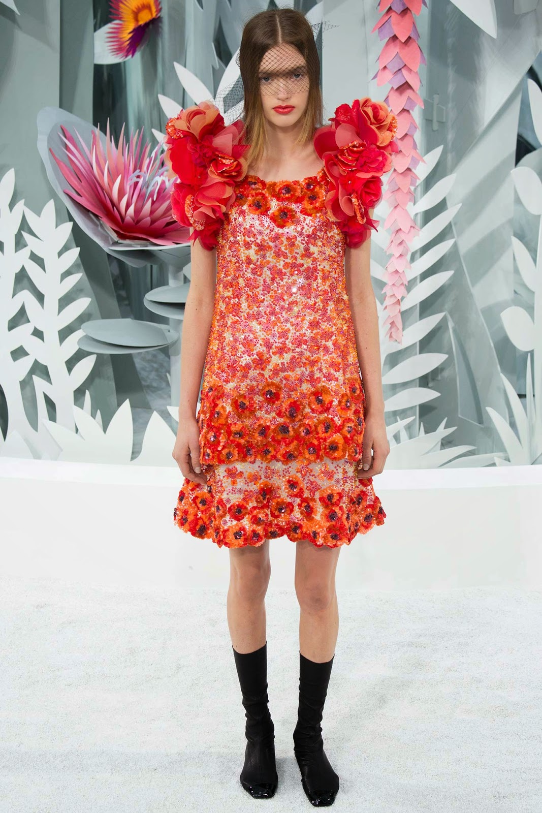 Stylefluid Trendz: Chanel goes bloom for Spring Summer 2015 Couture ...