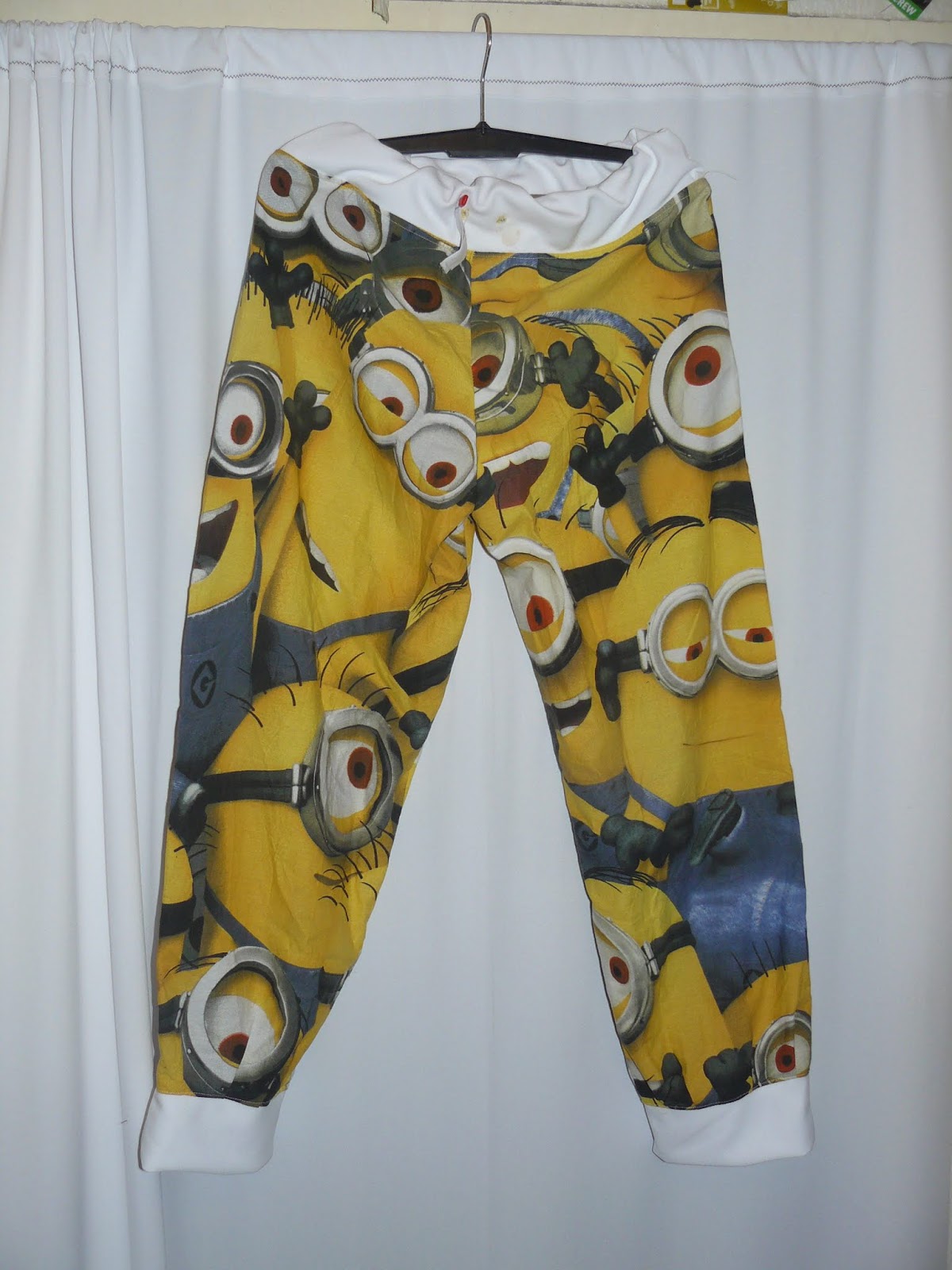 Hexenstern: Die Minion Hose / The Minion Pants