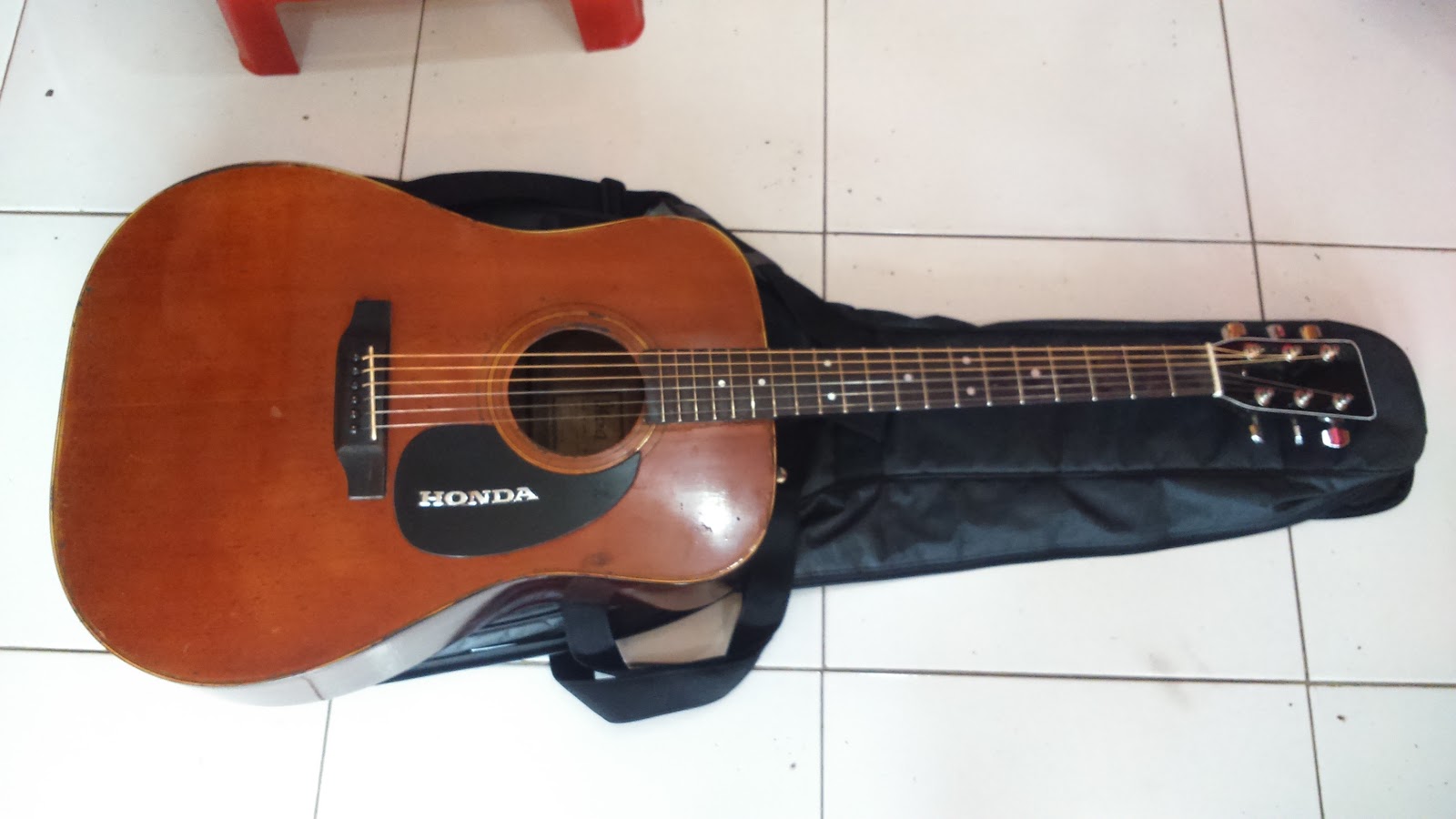 Service Gitar Akustik dan Elektrik Bergaransi - Andelo Music - Jual ...