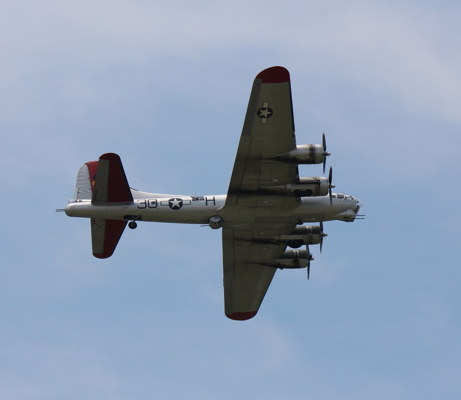 The Aero Experience: History Comes Alive as EAA's B-17 "Aluminum ...