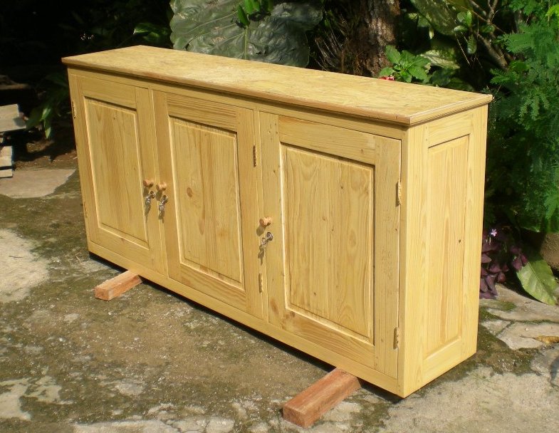 Perabot Kayu Sederhana / Simply Wood Furniture: Lemari Dinding / Wall ...