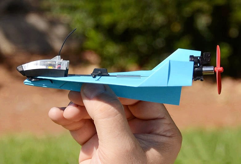 Tenco Technology: Upgraded paper plane controlled by smartphone is more ...