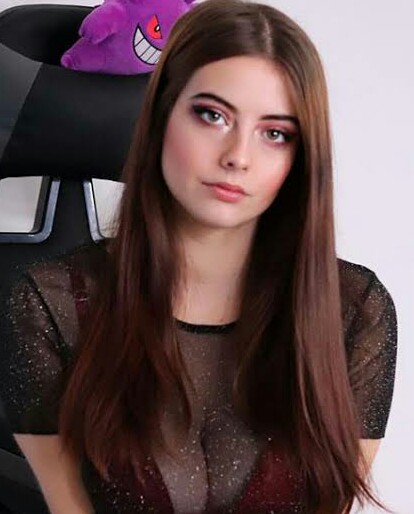 Julia Burch Biography, Body Statistics, Facts