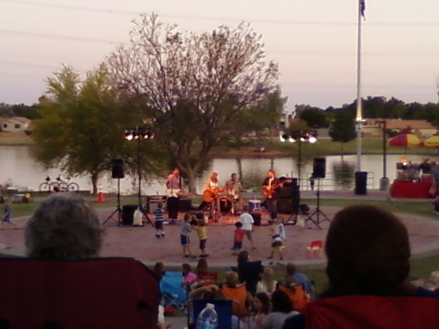 Dumbo Books of Brooklyn: Thursday Night in Gilbert: Rondavous at ...