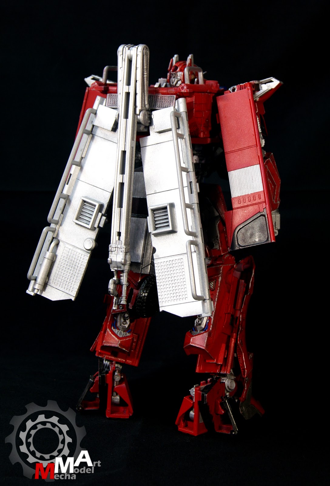 Mecha Model Art: Custom DOTM Leader Class Sentinel Prime