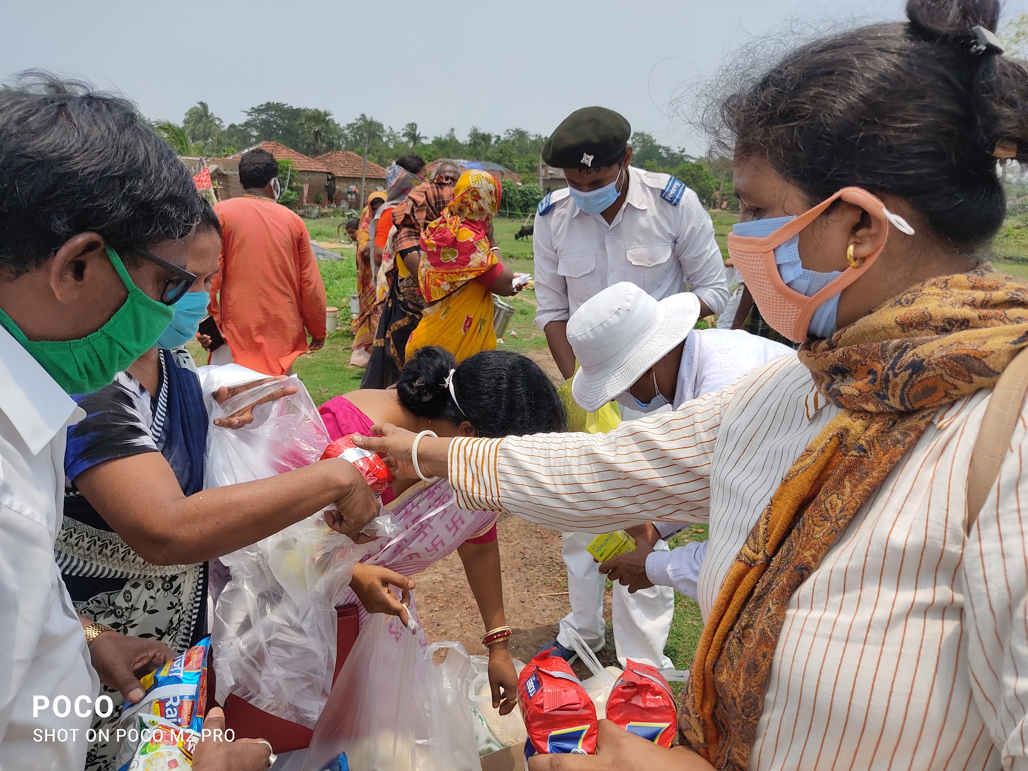 Relief Distribution For Flood At Ariakhali Near Kukrahati relief-distribution-for-flood-at-ariakhali-near-kukrahati