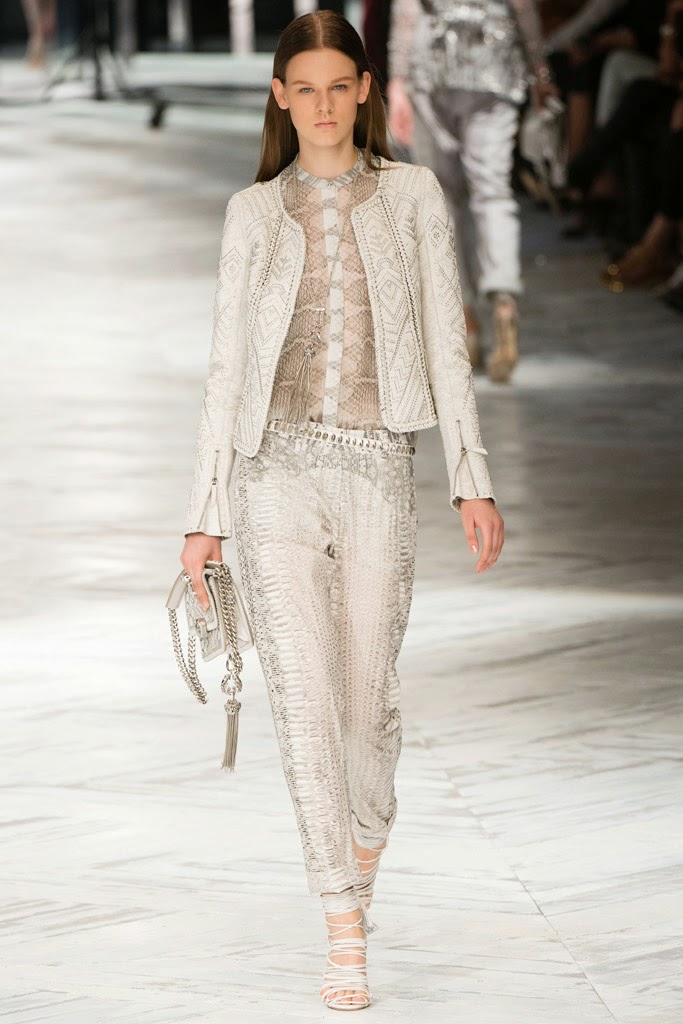 Modas y Modelos: Ultima moda de mujer de Roberto Cavalli