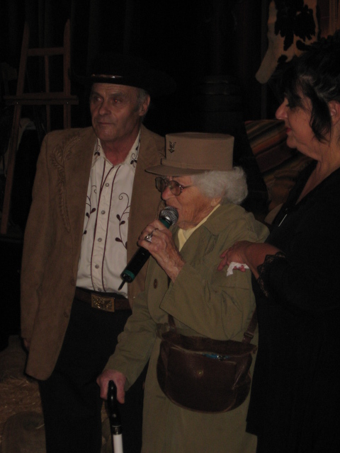 Henry's Western Round-up: SILVER SPURS SPARKLE!