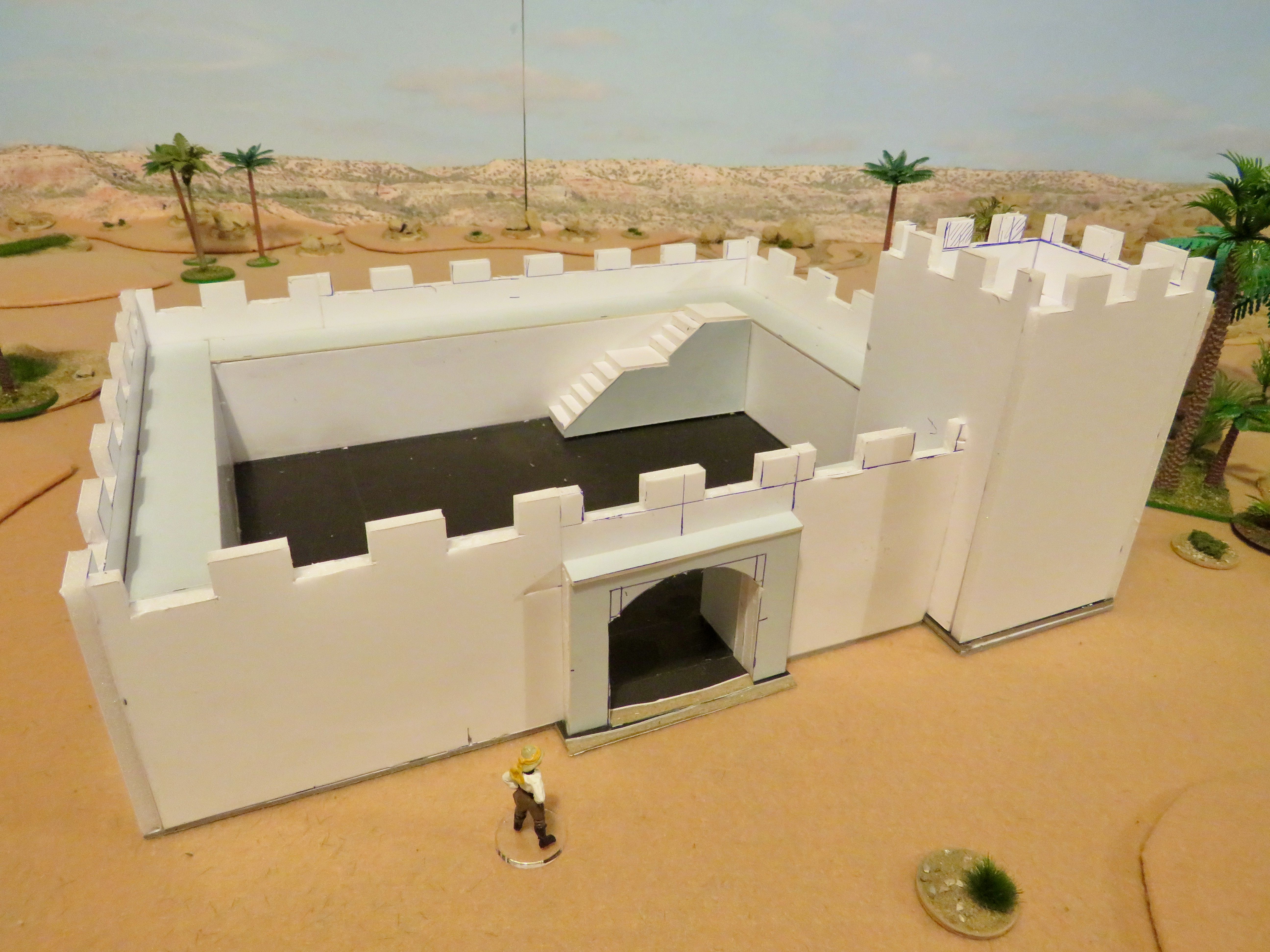 Carry On Chaps: Desert Fort .... The Build....