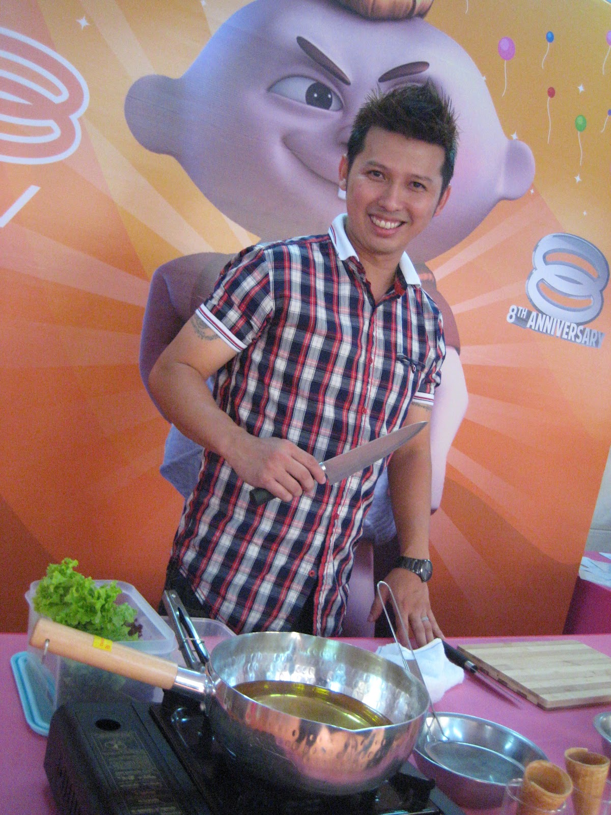 Finance Malaysia Blogspot: Exclusive Interview: 2011 8TV Hot Chef (美食型男 ...