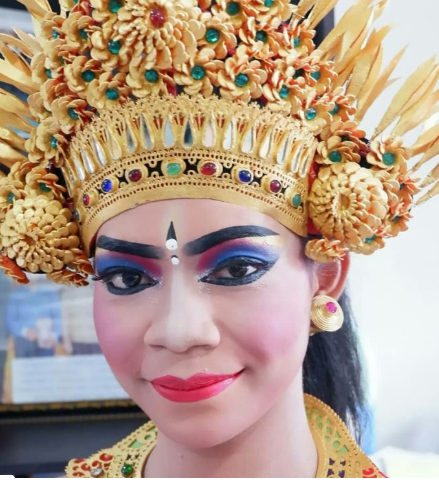 Tips Memakai Makeup Tari Bali Supaya Paras Cantik Memukau - mascecep345