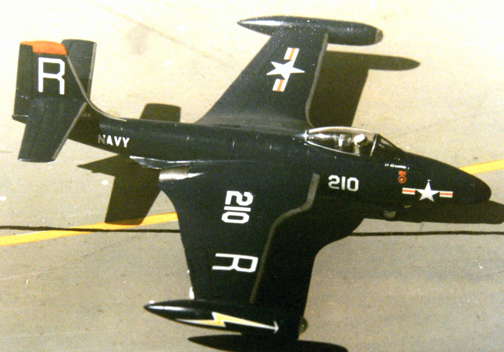 Happyscale-Modellbau: McDonnell F2H Banshee - Airfix 1/72