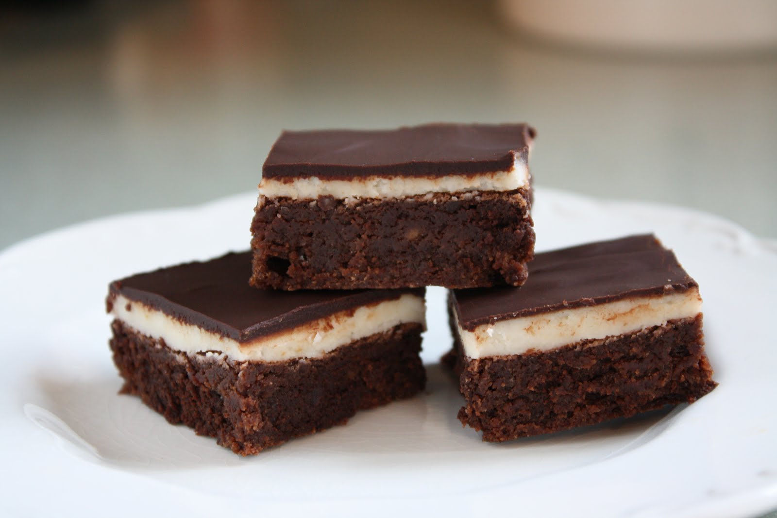 Recipes from Michelle's Kitchen: Magical Layered Brownies