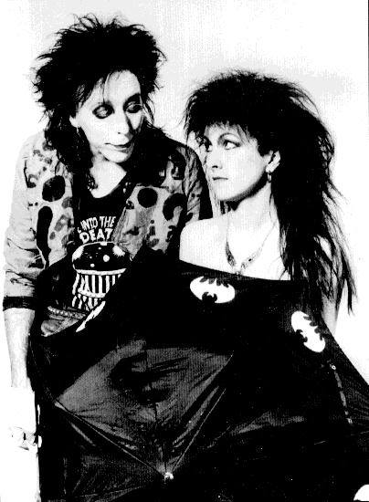 BatCave-Punk-Postpunk-Darkwave-Coldwave-RockGotico-Minimal Wave-Gothabilly