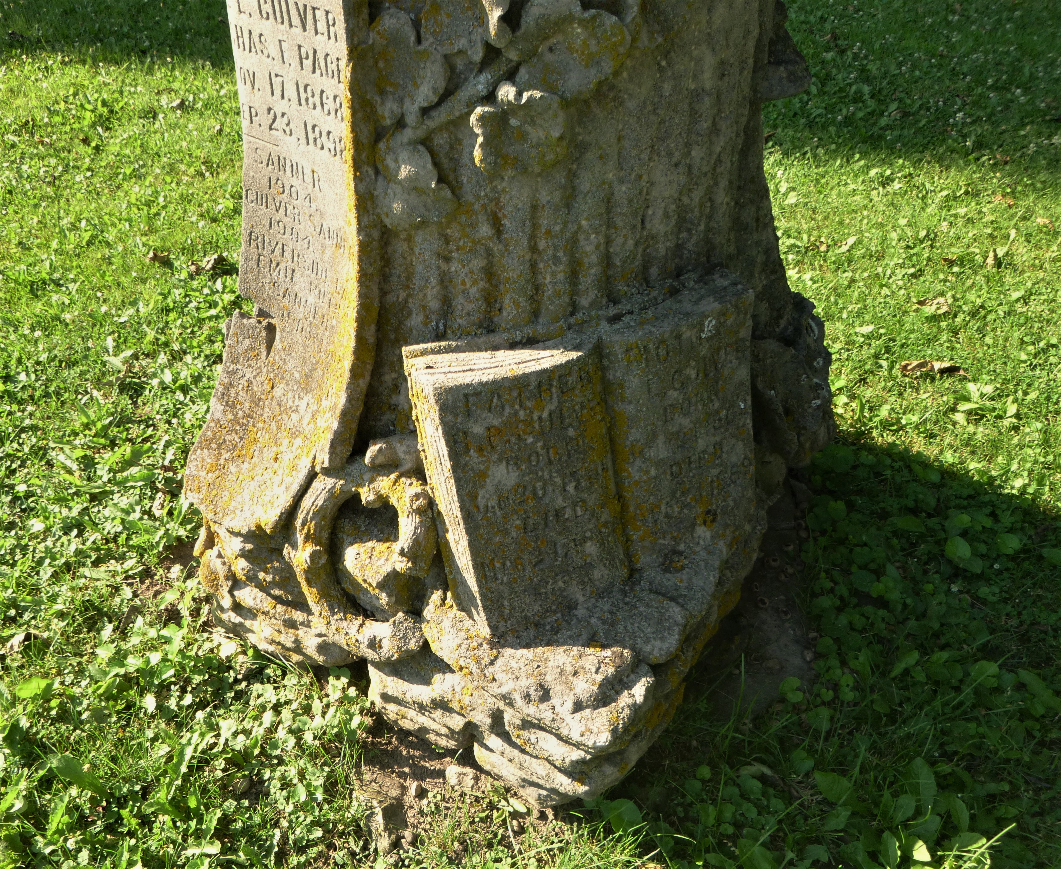 Detritus of Empire: Tree Shaped Tombstones - Way Over the Top in ...