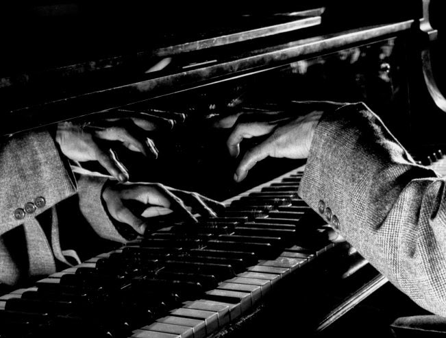 Music in the Shadows: New Film Noir Musical Book