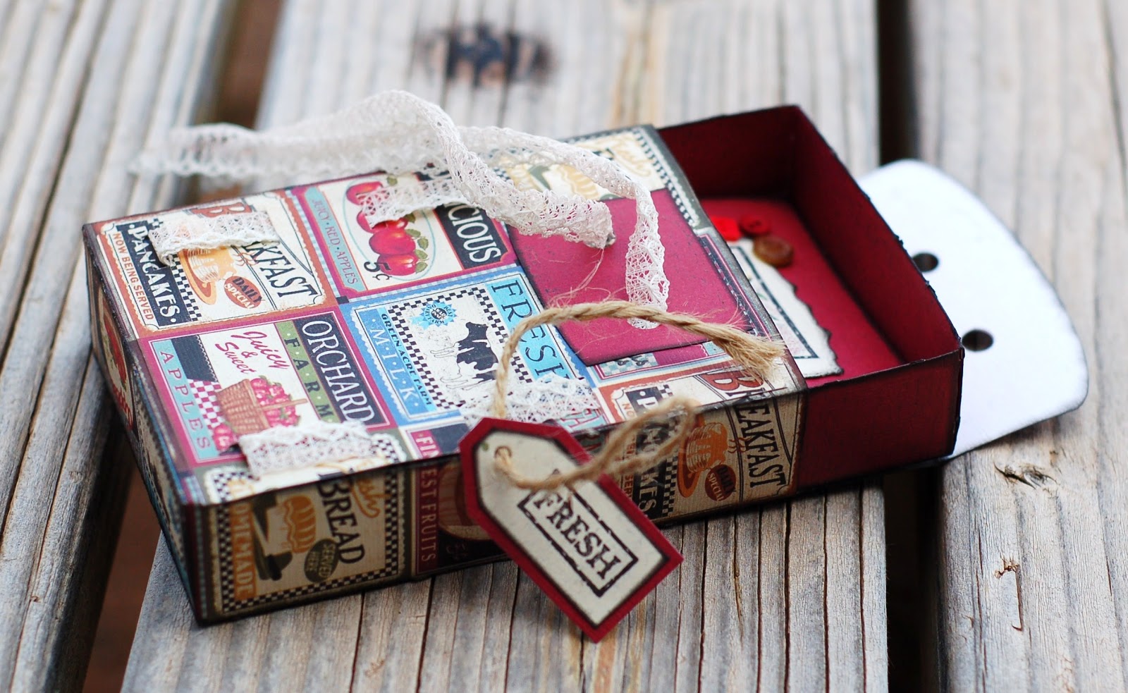 Paper Creations by Kristin: Messages in a Box