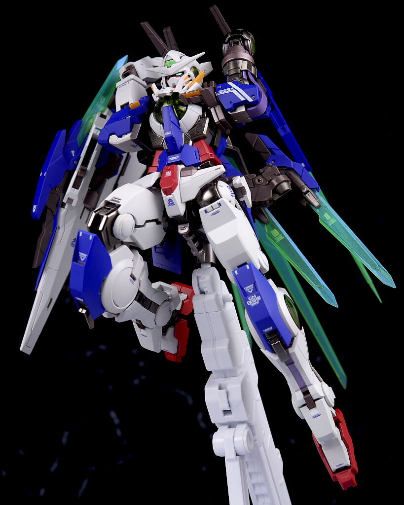 Review of METAL BUILD Gundam Exia Repair IV (Exia R4) Comparing with ...