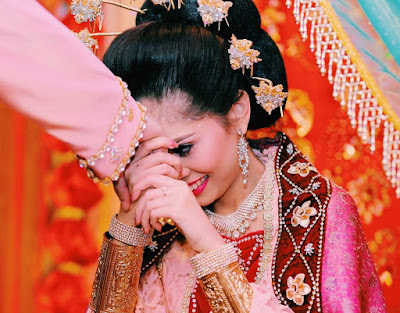 " SANGGAR NUSANTARA DOT COM " | Jakarta: Sewa Baju Adat Gorontalo di ...