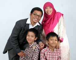 Dr. Warsito Taruno Penemu Tomografi Volumetric 4D berbasis ECTV ~ blog ...