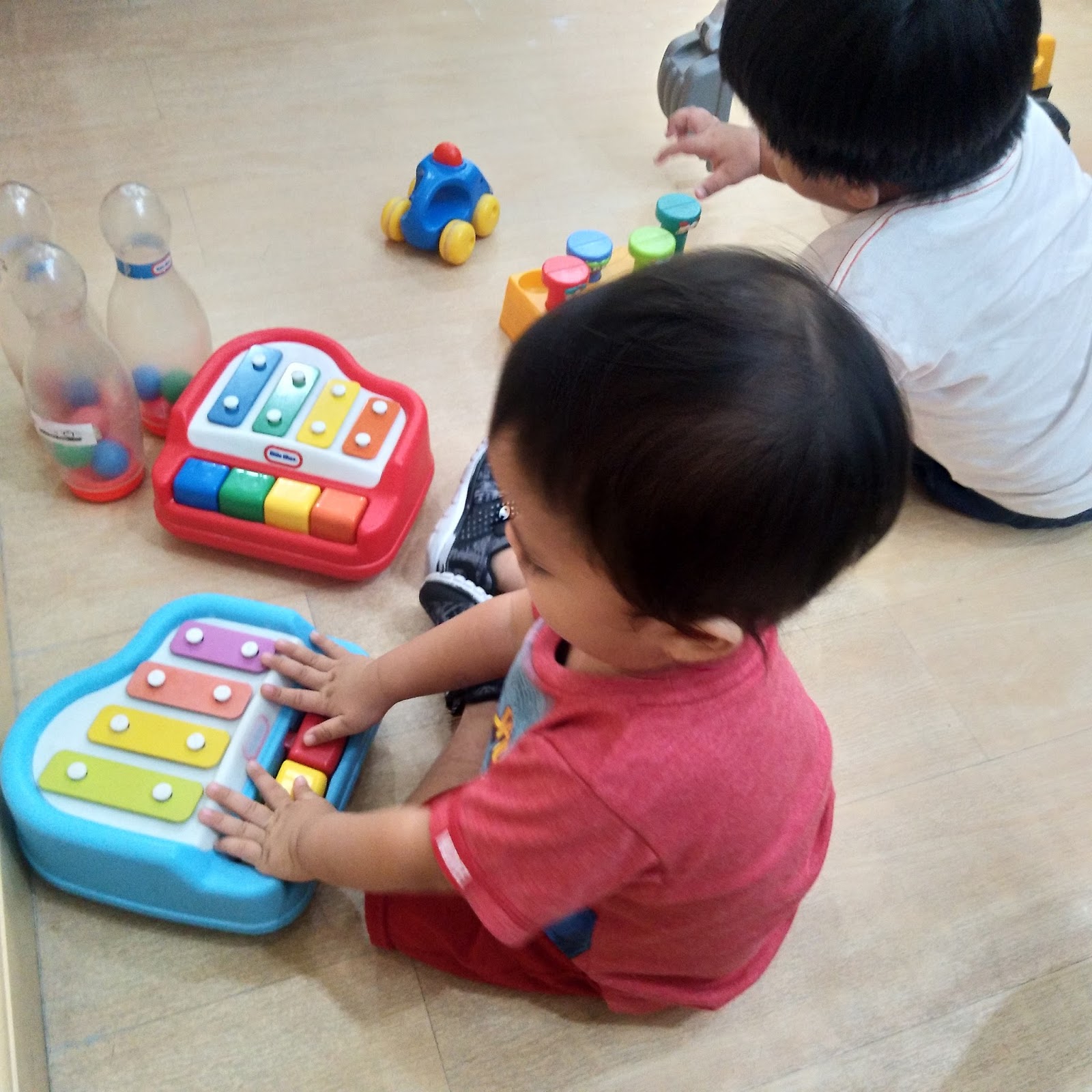 Much love, Mommy: Baby's First Haircut at Cuts 4 Tots