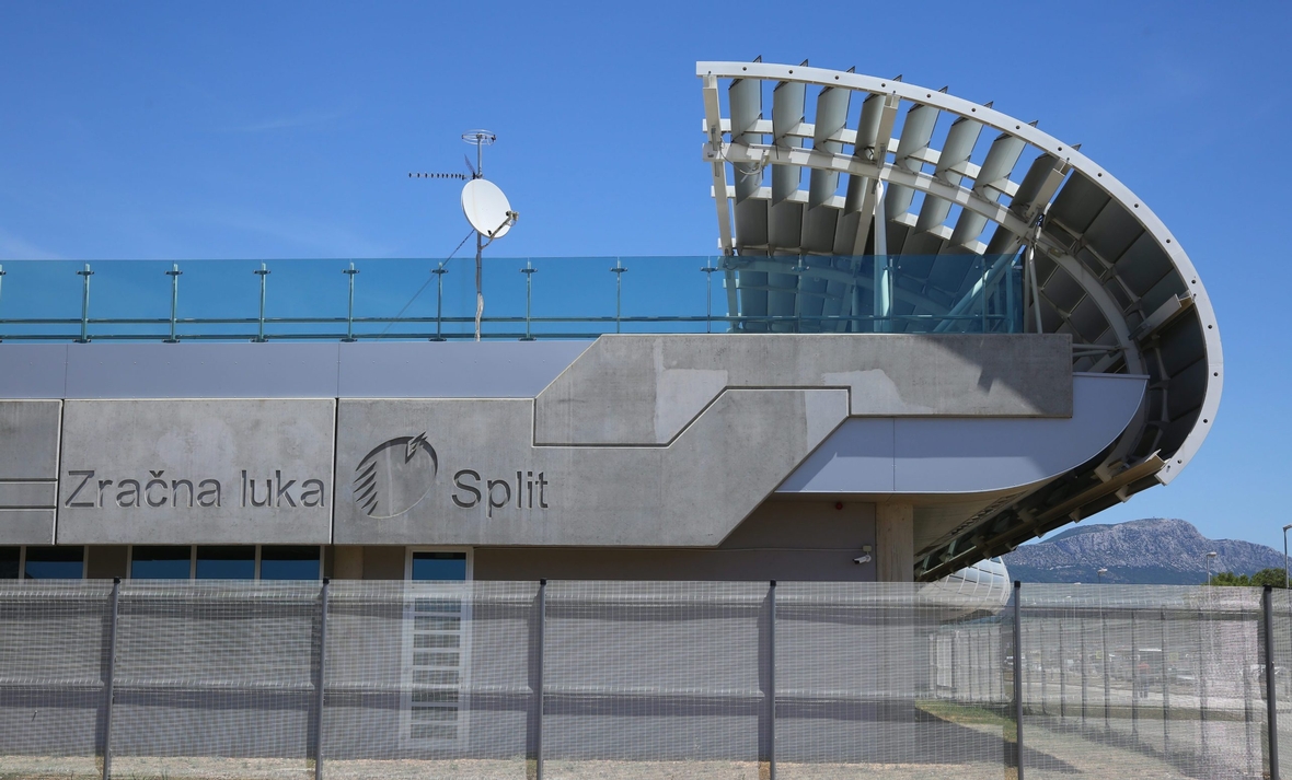 Split Airport opens new terminal