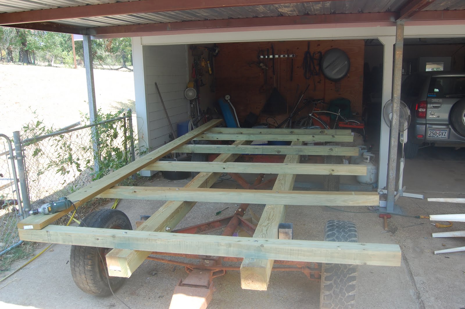 Trinity River Tails Farm: hay wagon