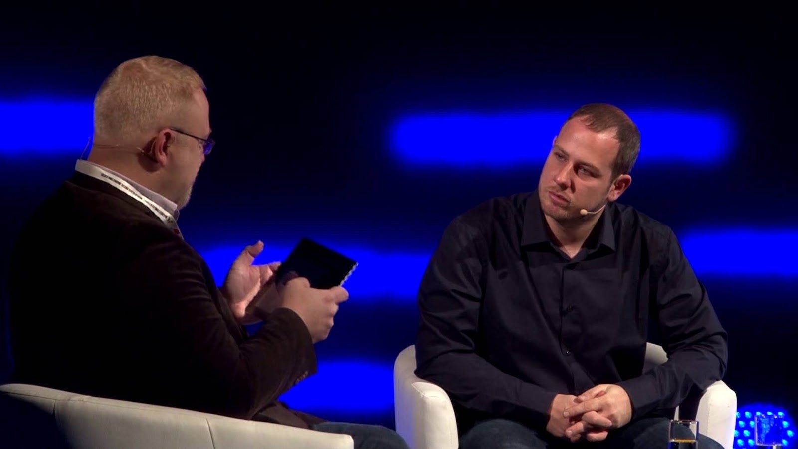 moogan - USA News Collections