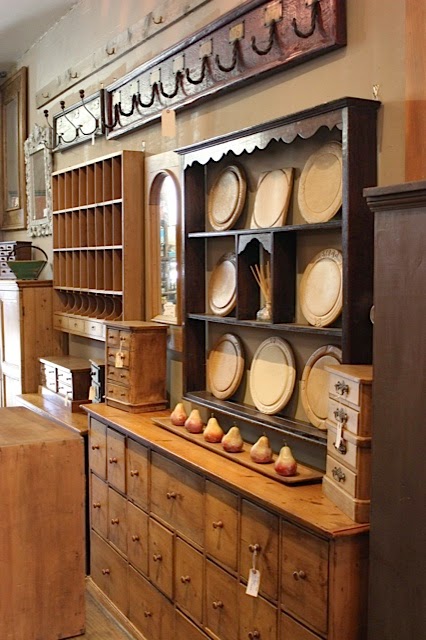 An Urban Cottage: European Country Antiques