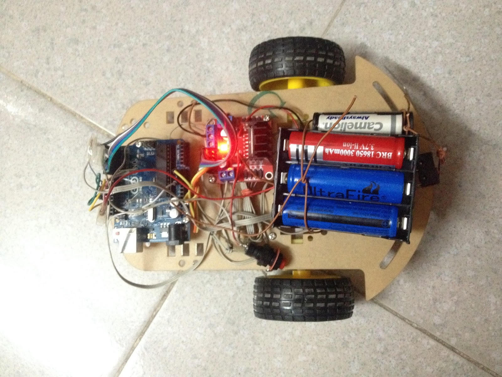 Robot tránh vật cản dùng L298N và công tắc hành trình - Arduino Hải Phòng