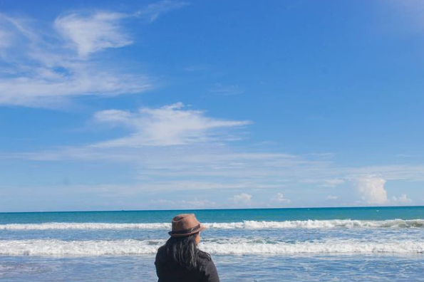 HTM dan Rute Ke Pantai Sindeas, Pantai Hits di Manduamas | CAMPING