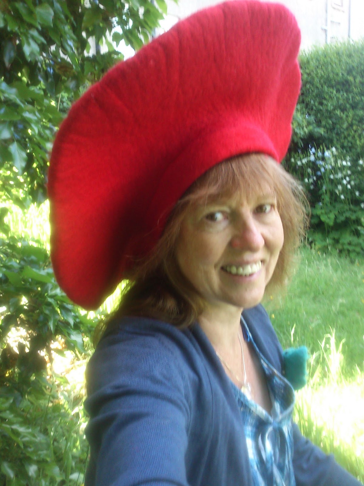 Creative fiber craft by Laryna: Here it is: The beautiful giant red ...