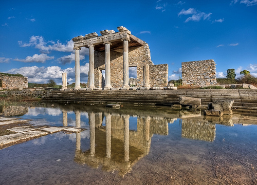 Turkije vakantie tips en hotels: Milete Turkije bekend door beroemde zoon