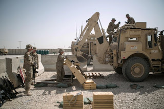 US ARMY BLOG: HMEE-1 (High Mobility Engineer Excavator)