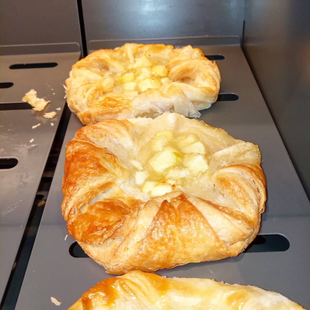 Supersupergirl's Food Reviews: co-op apple crown